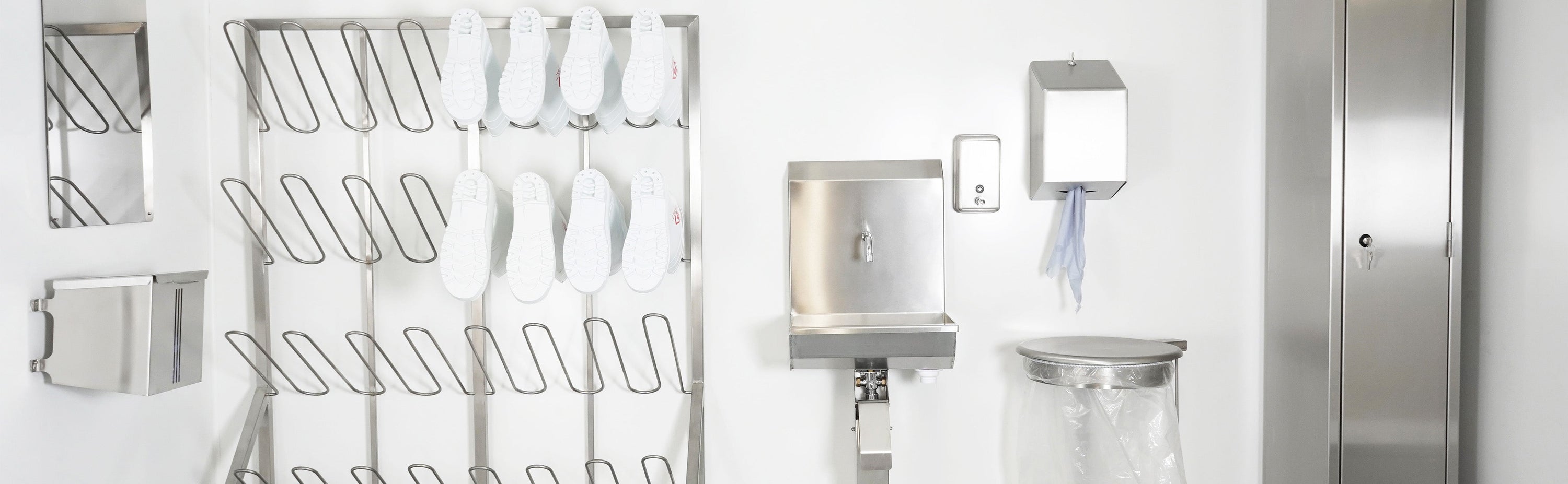 Hygienic & functional changing room furniture | Teknomek