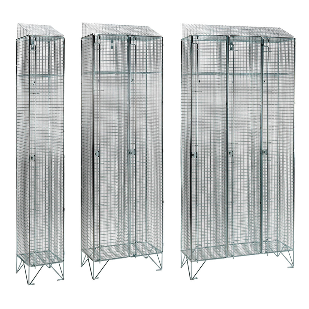 Stainless steel wire mesh lockers with sloping top | Teknomek